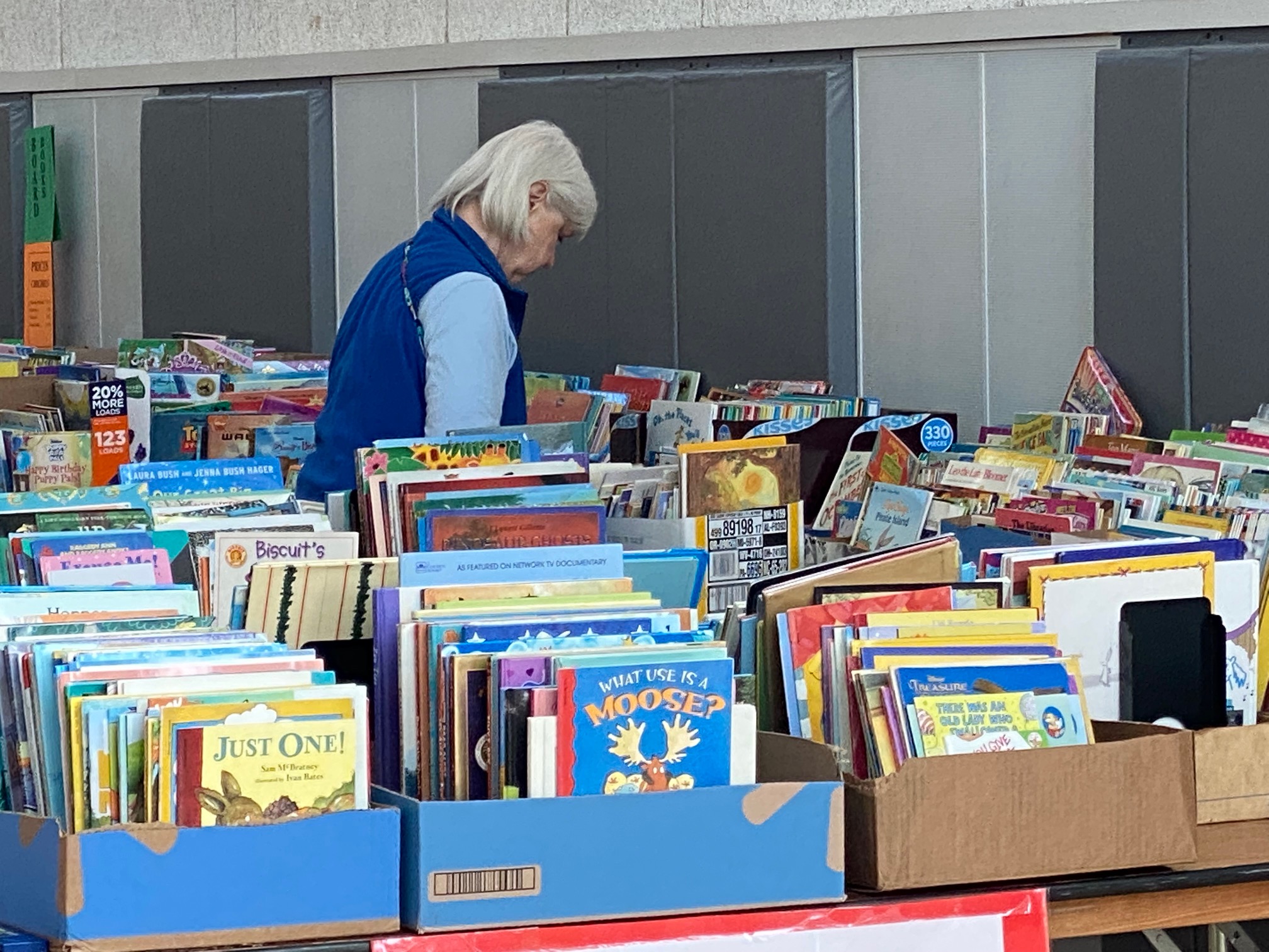 IMG_2520 | Friends of the Norfolk Public Library, Inc.